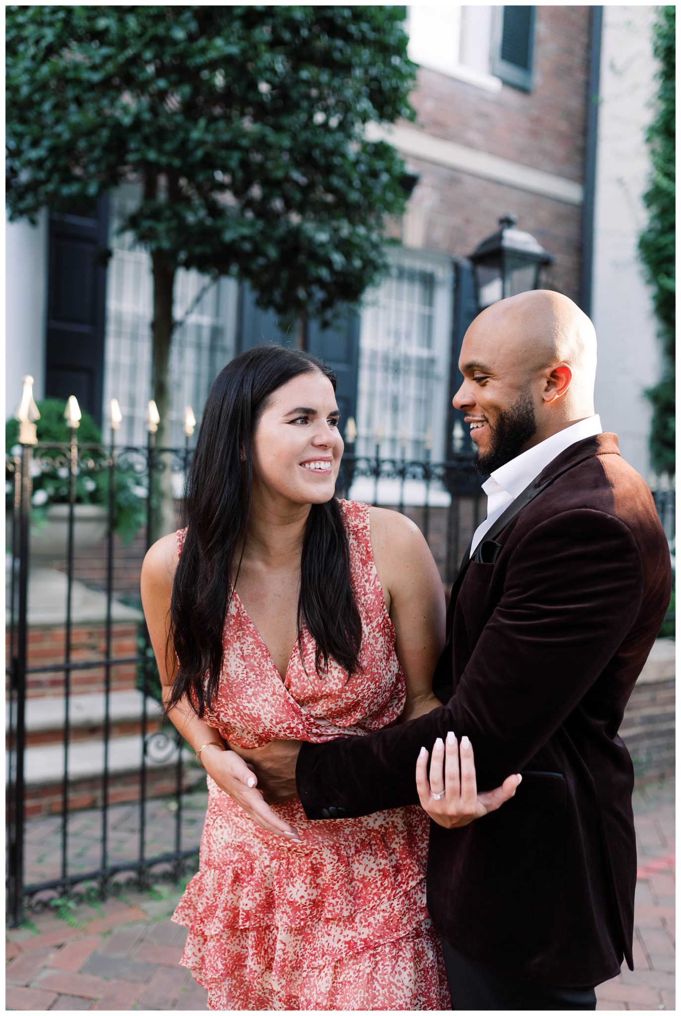 Georgetown Engagement Session | Washington DC Cityscape Engagement ...