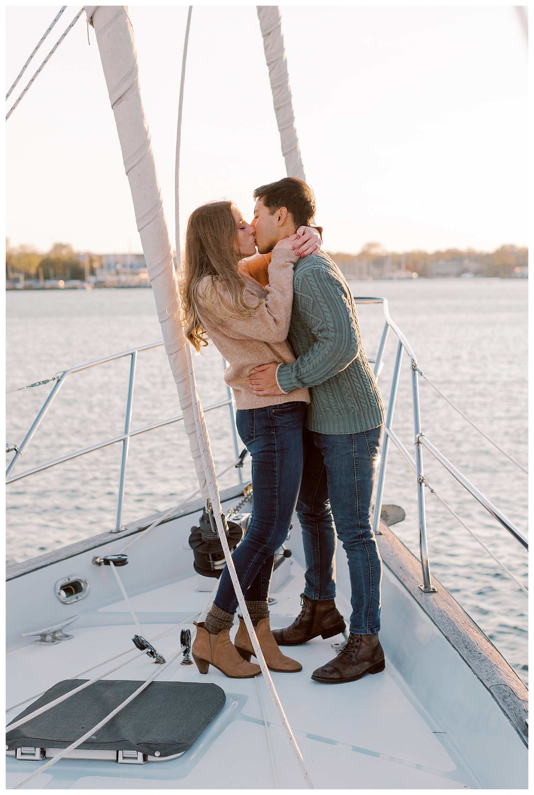 Sailboat Proposal | Annapolis Boat Proposal | Nick and Jayme - kir2ben.com