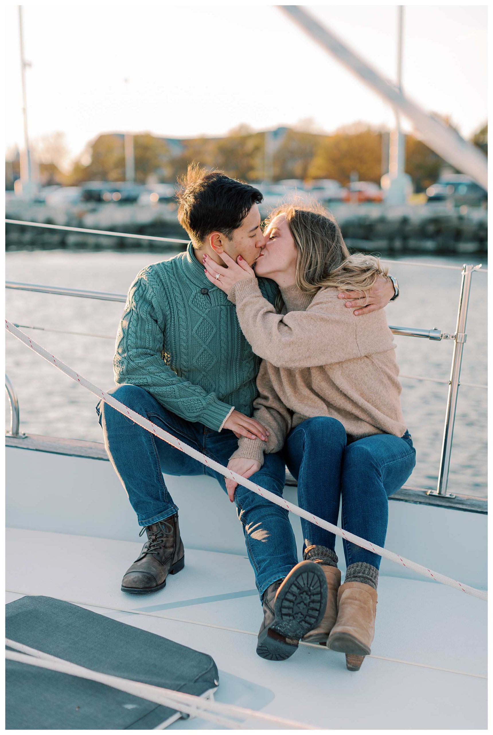 Sailboat Proposal | Annapolis Boat Proposal | Nick and Jayme - kir2ben.com