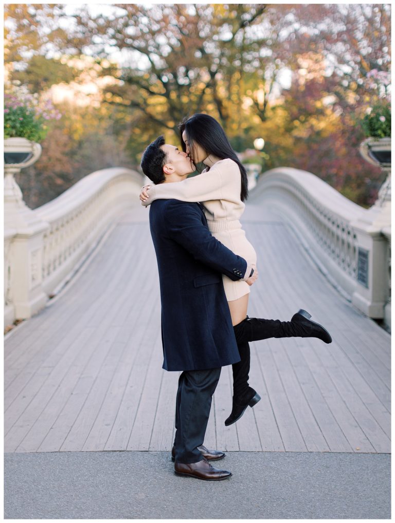 New York City Engagement Pictures | Central Park Engagement Photos ...