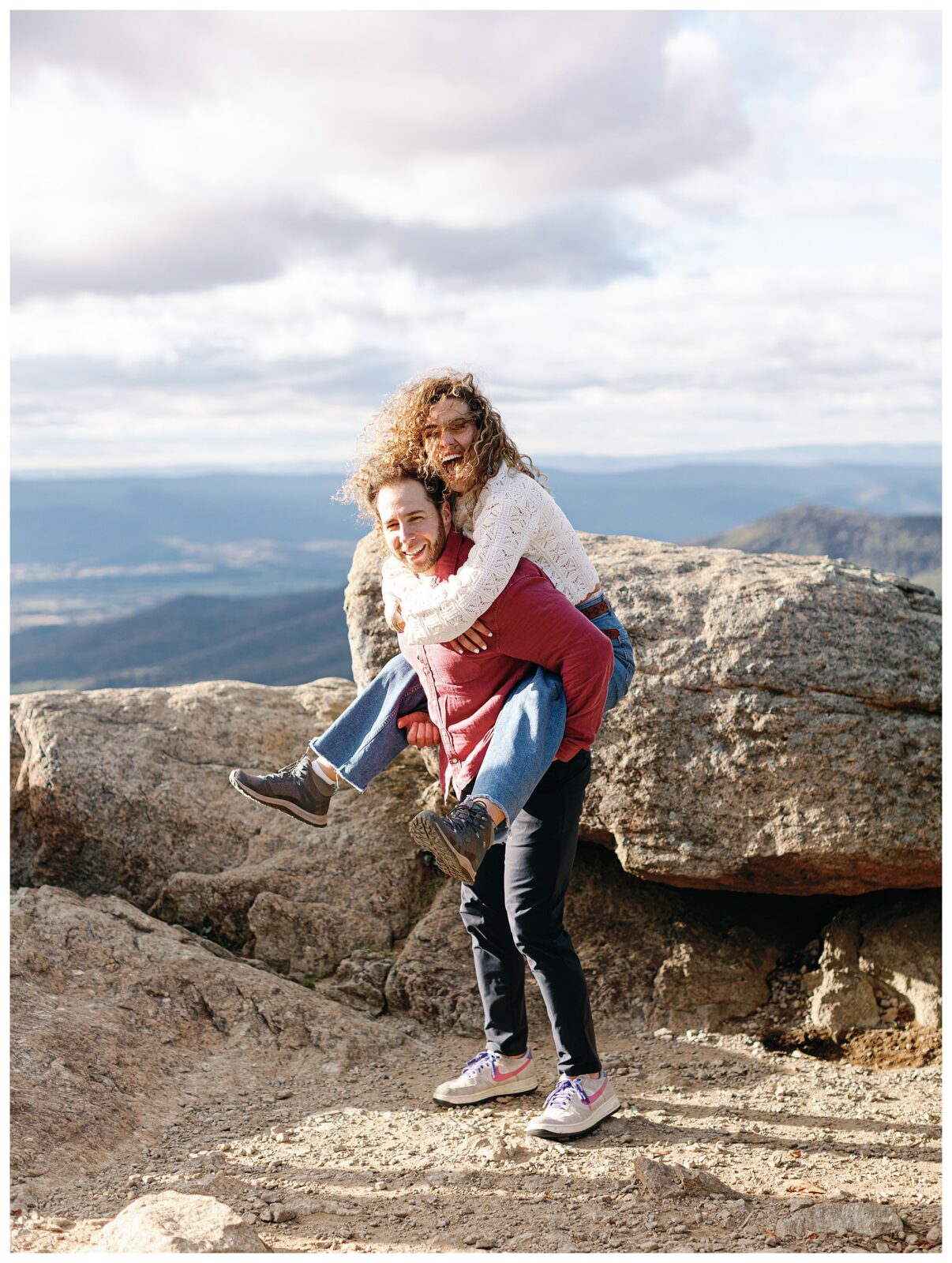 Shenandoah Hiking Proposal | Virginia Mountain Engagement Photos ...